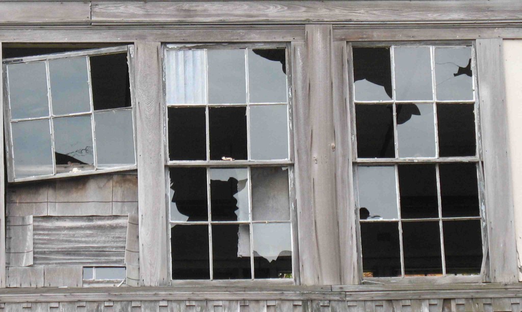 Broken Windows | Majic Window